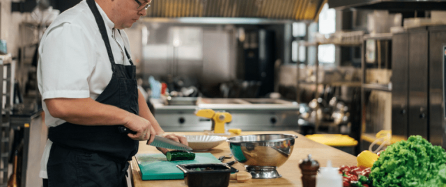 Cómo Organizar una Cocina de Restaurante | Envanature